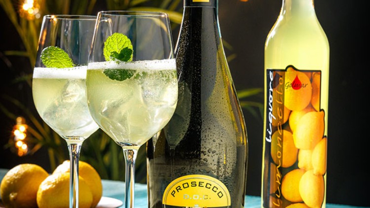 Limoncello Royal Spritz - Globus ☀ Supermarkt ⇒ Vielfalt, Qualität ...